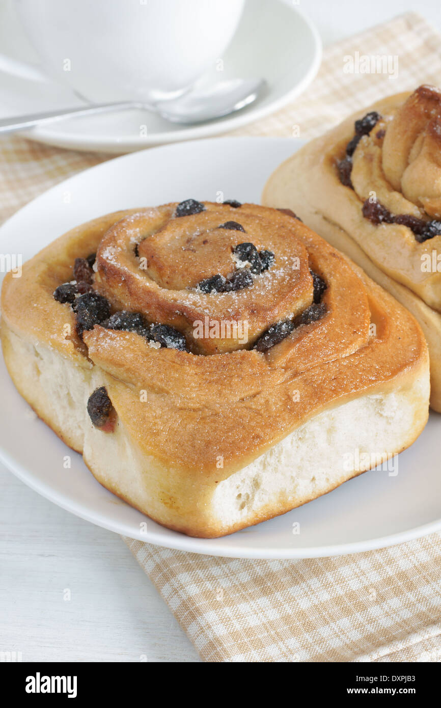 Chelsea buns hi-res stock photography and images - Alamy