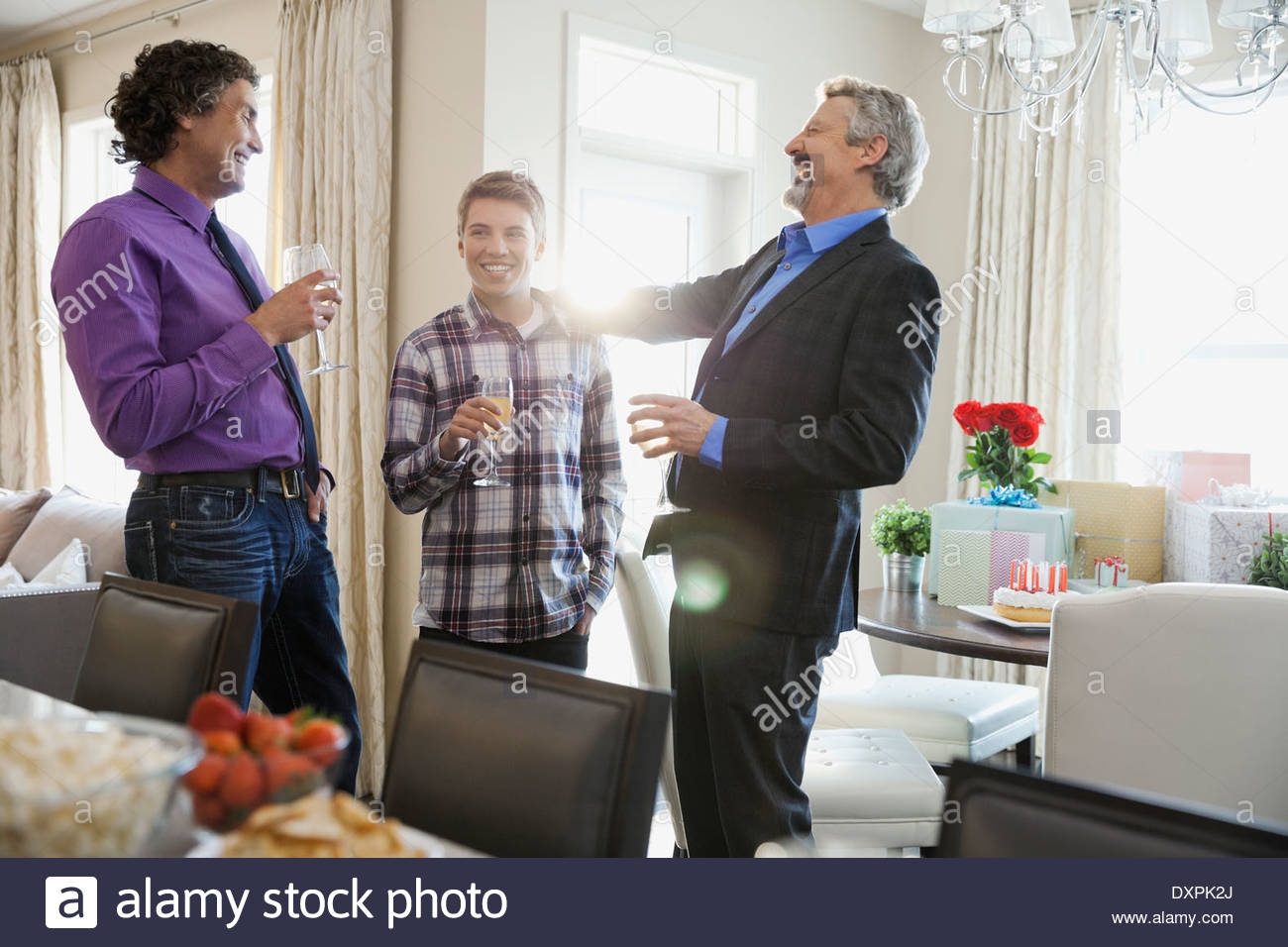 Teenage birthday party hi-res stock photography and images - Alamy