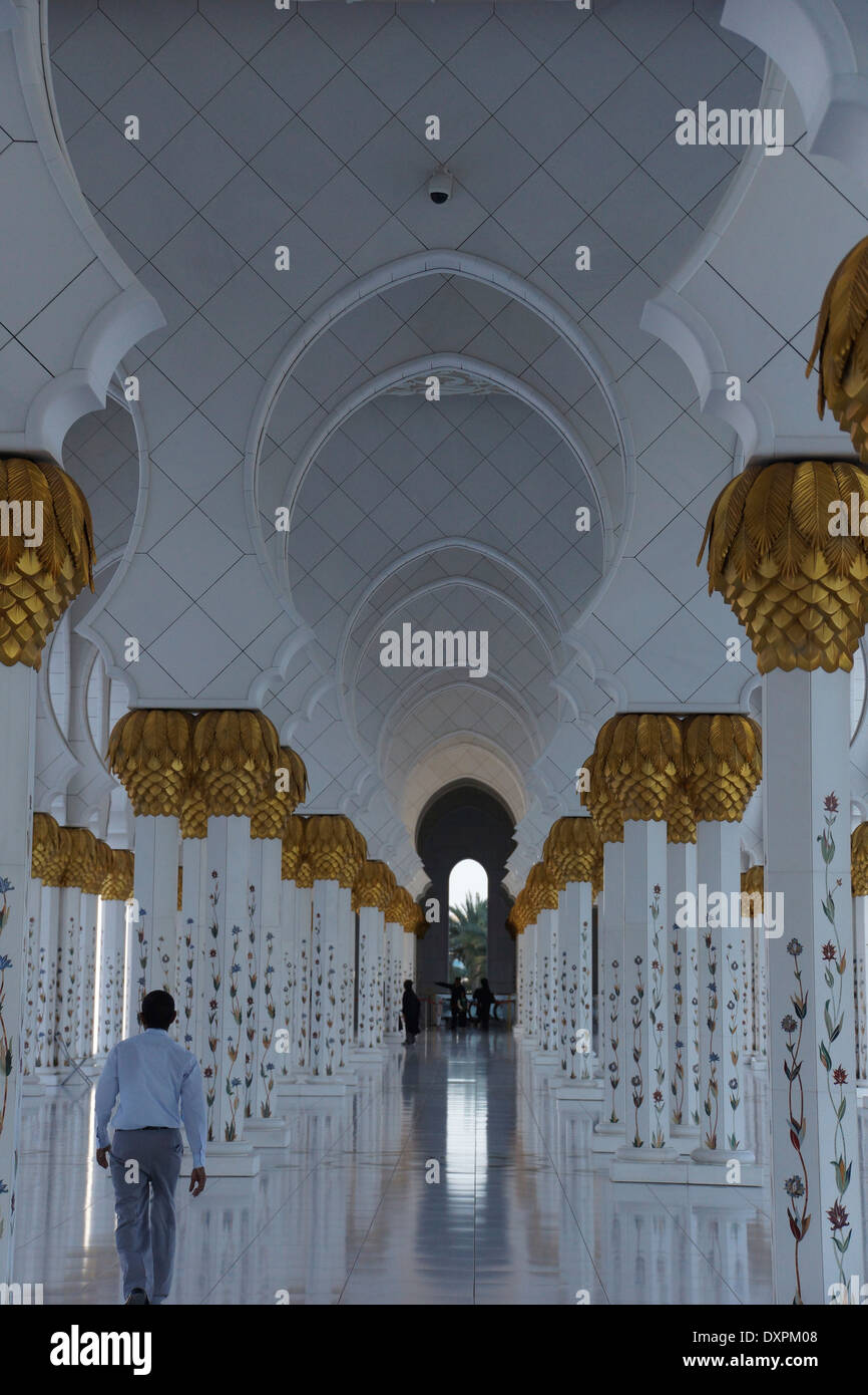 Some of the 1,192 columns at the Sheikh Zayed Grand Mosque the design ...