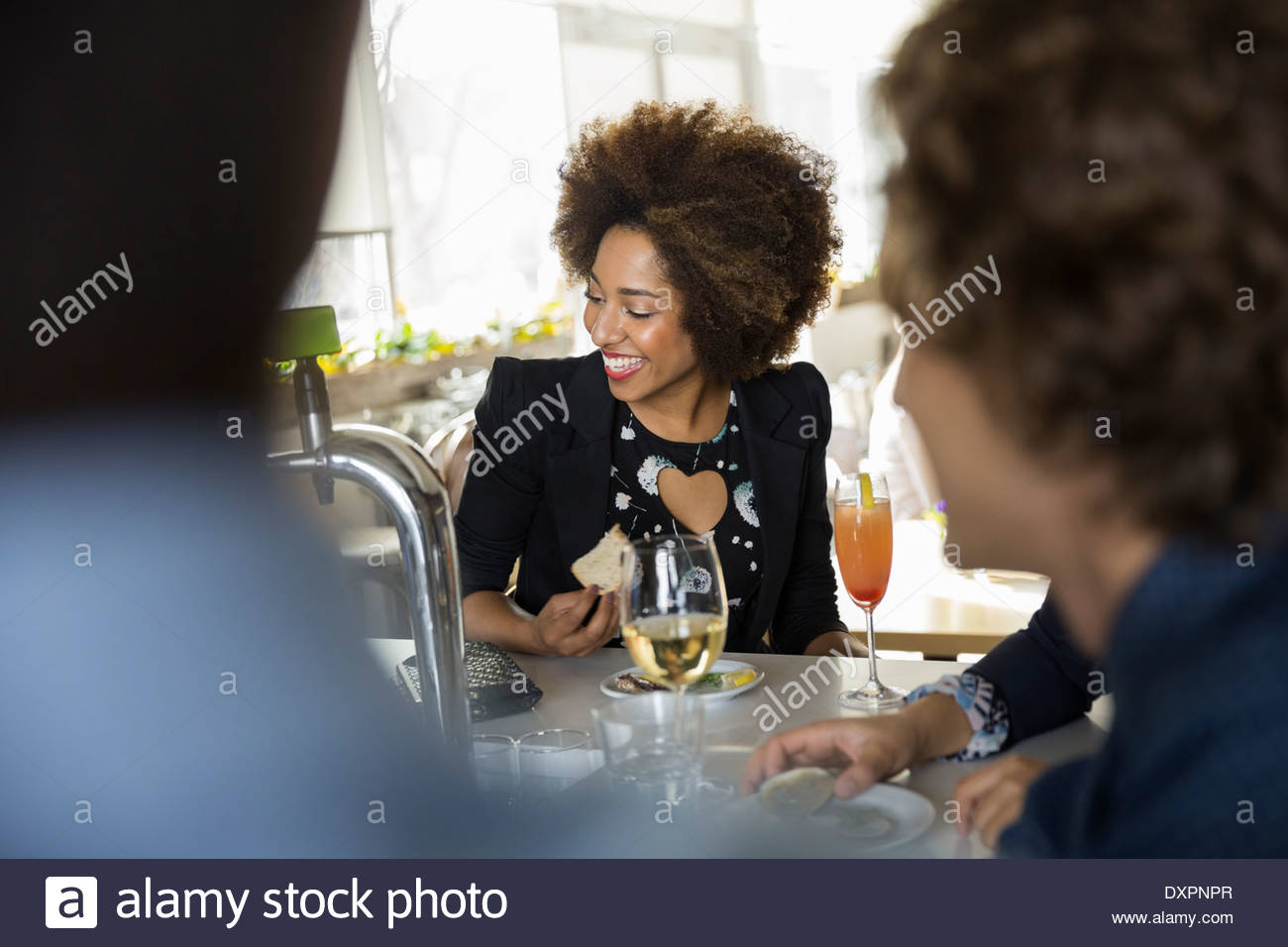 Woman men bar hi-res stock photography and images - Alamy