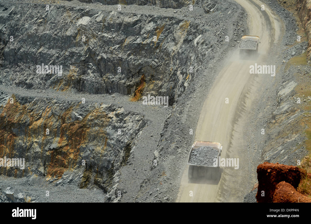 Mining africa hi-res stock photography and images - Alamy