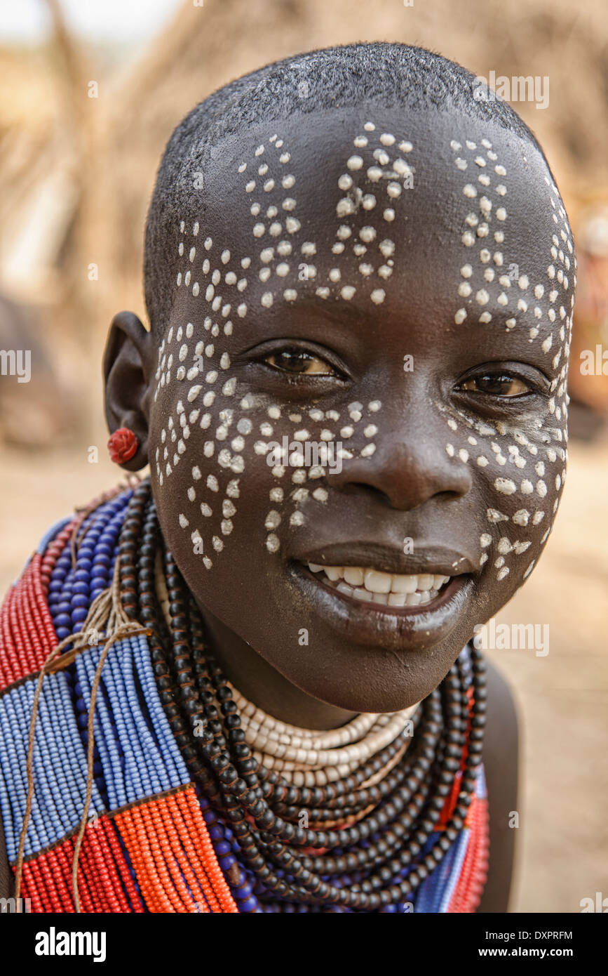 Karo girl with face paint in Kolcho on the Omo River, Ethiopia Stock ...