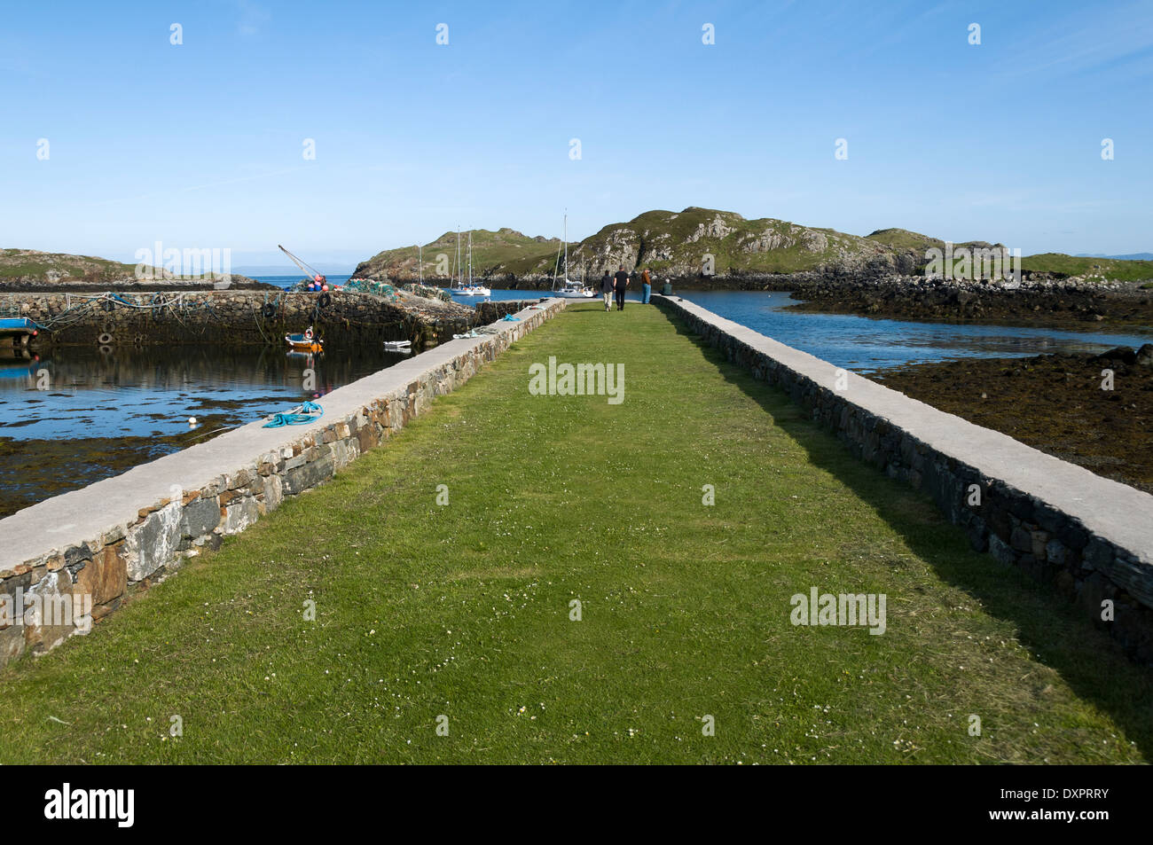 The harbour walls at Rodel (Roghadal), South Harris, Western Isles ...