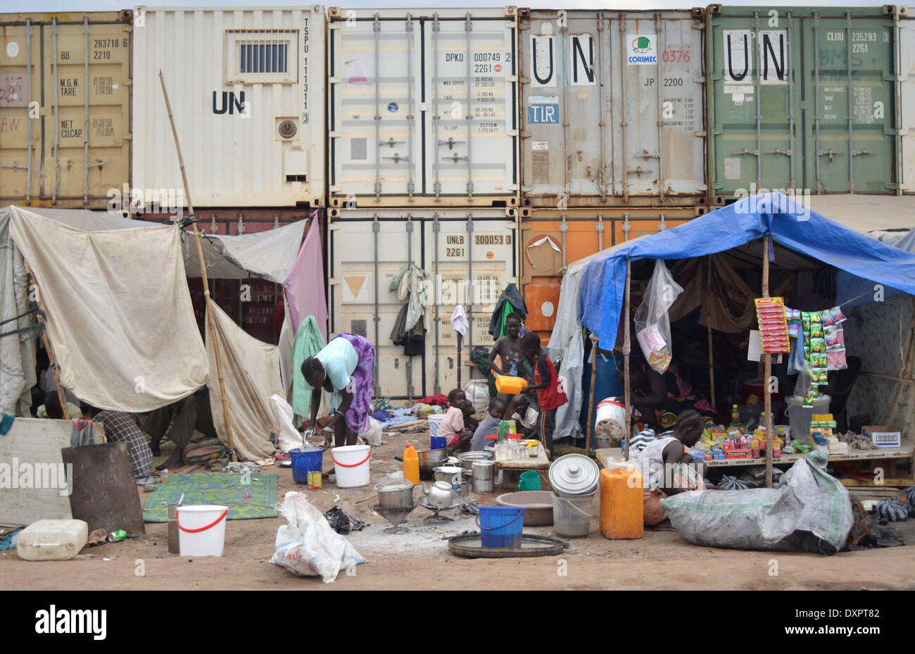 Un refugee camp hi-res stock photography and images - Alamy