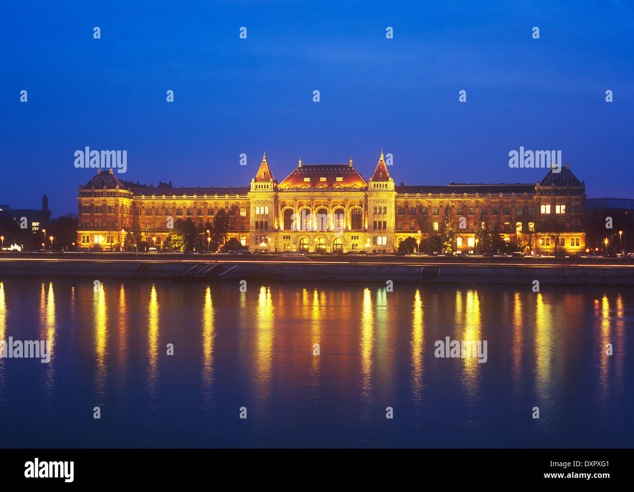 Bme hi-res stock photography and images - Alamy
