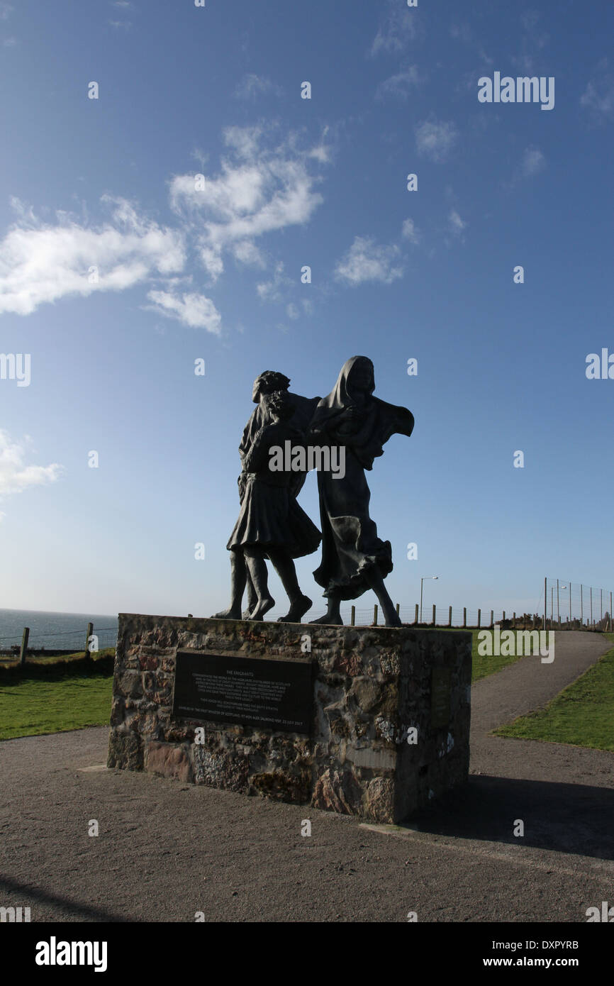 The emigrants statue scotland hi-res stock photography and images - Alamy