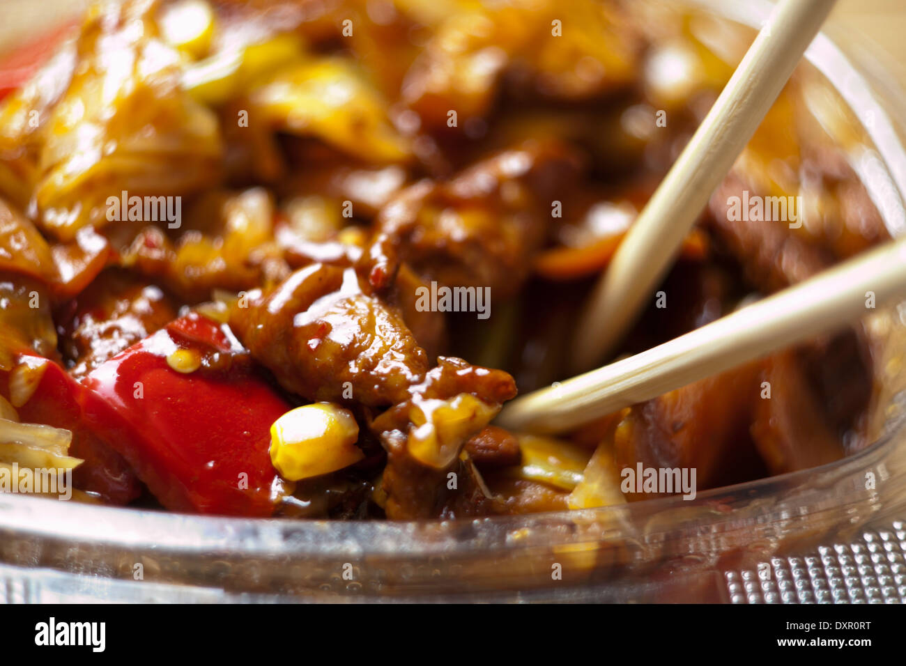 Chicken chow mein Stock Photo - Alamy