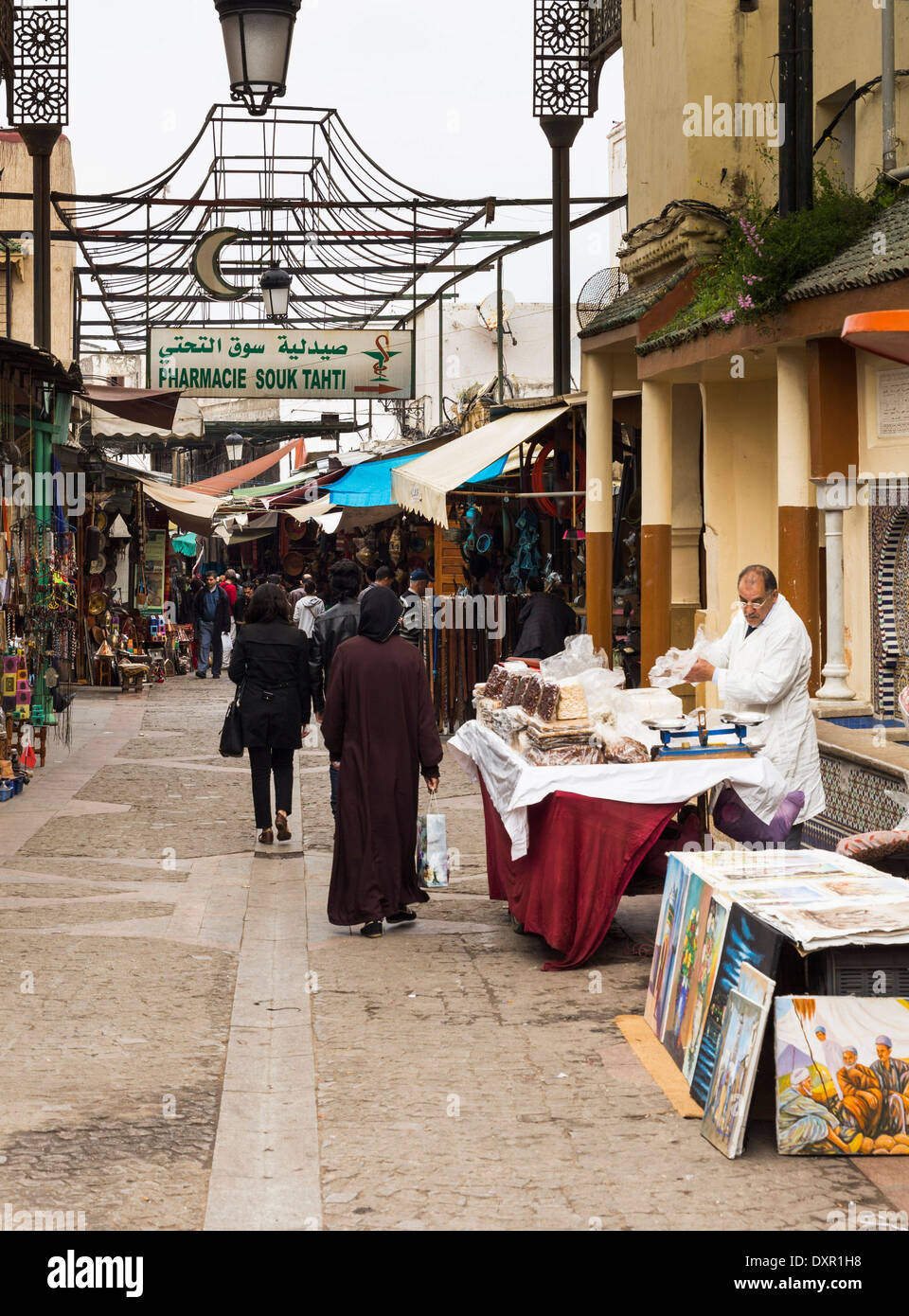 Street scene in Rabat Medina, Rabat, Morocco Stock Photo - Alamy
