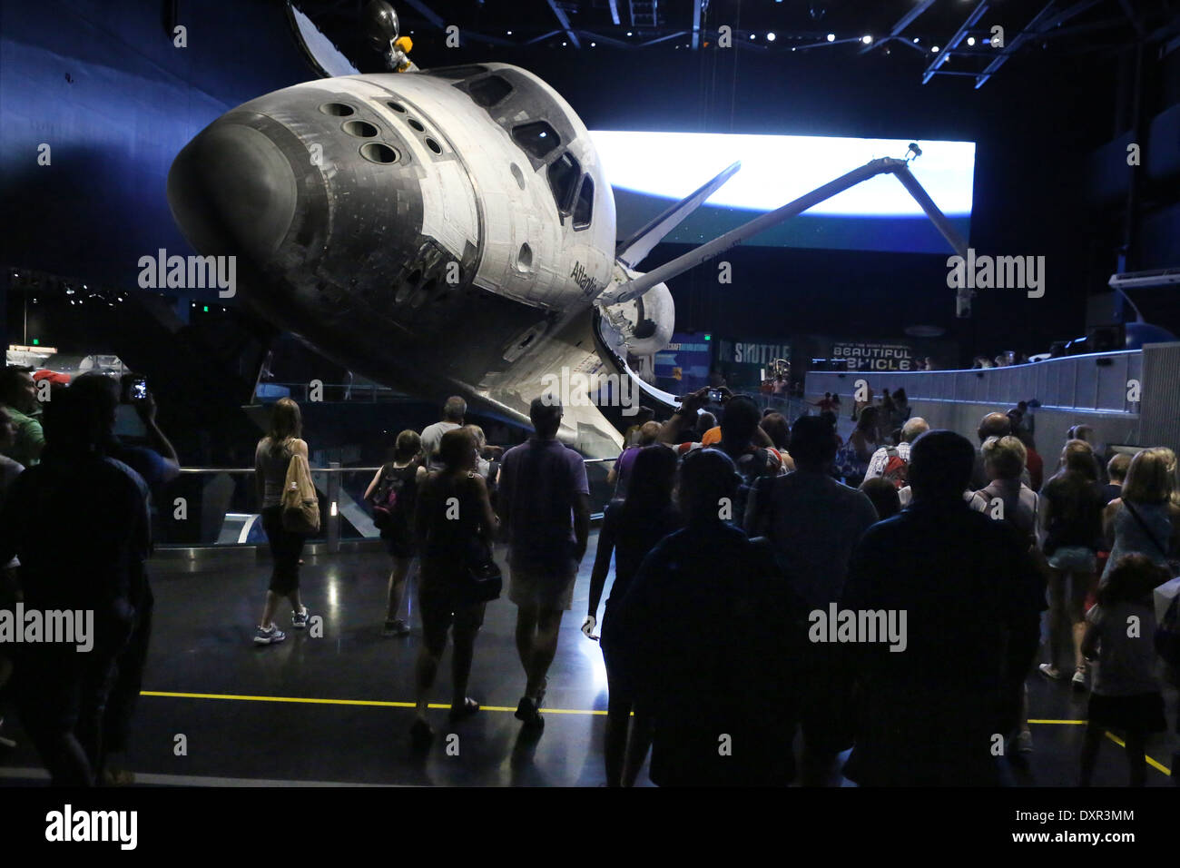 Space shuttle interior hi-res stock photography and images - Alamy