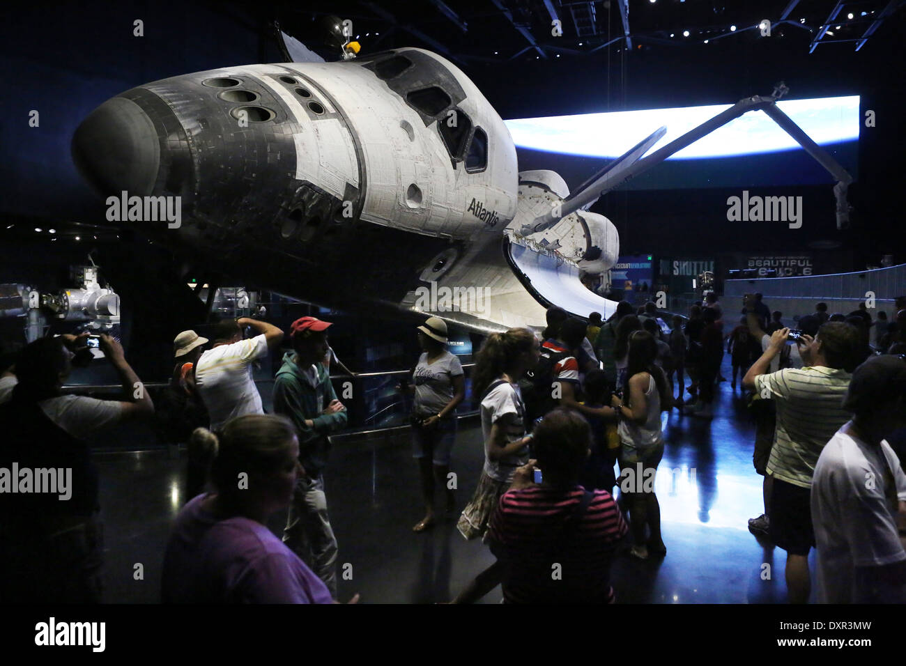 Space shuttle interior hi-res stock photography and images - Alamy
