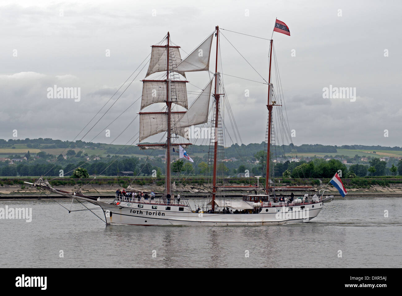 The loth lorien hi-res stock photography and images - Alamy