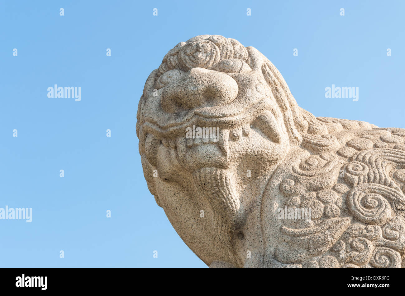 Haechi statue guard outside gyeongbokgung hi-res stock photography and ...