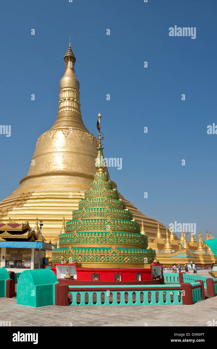 Myanmar, Bago, Shwemawdaw paya Stock Photo - Alamy