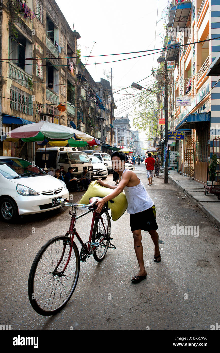 Myanmar, Yangon, City, Daily life Stock Photo - Alamy