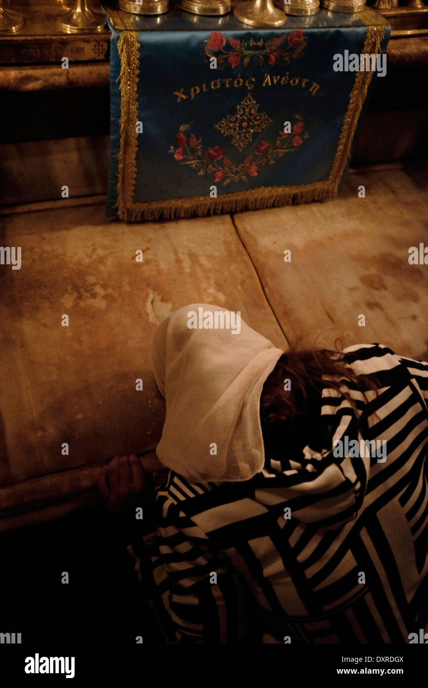 Inside aedicule hi-res stock photography and images - Alamy