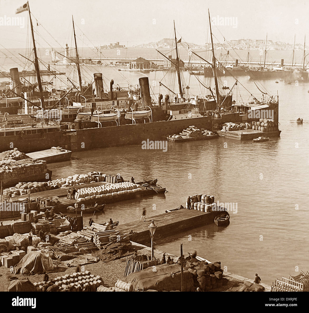 Ships 1920s hi-res stock photography and images - Alamy