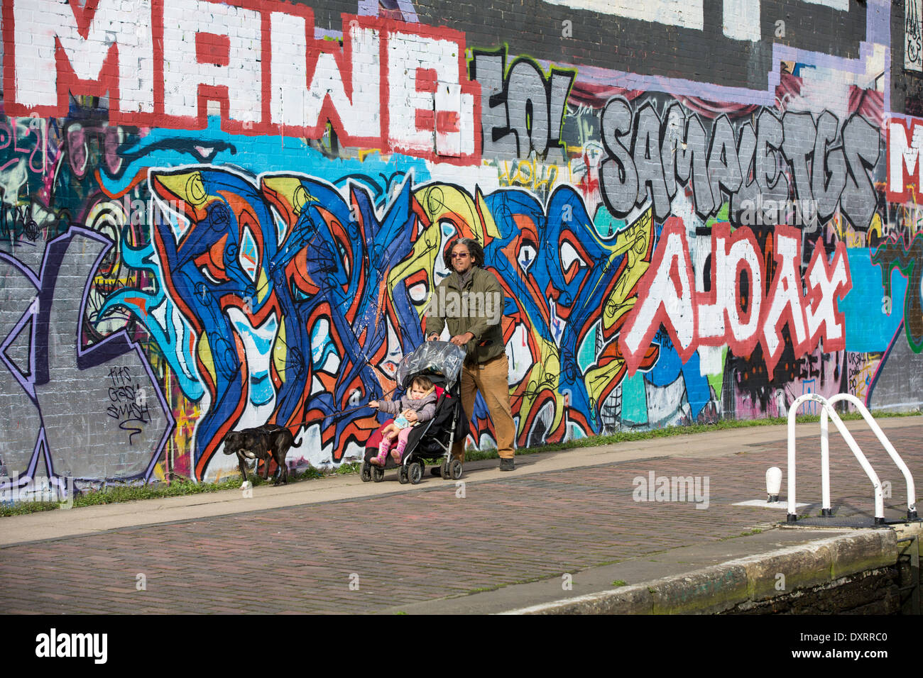 Graffiti lee canal hackney wick hi-res stock photography and images - Alamy