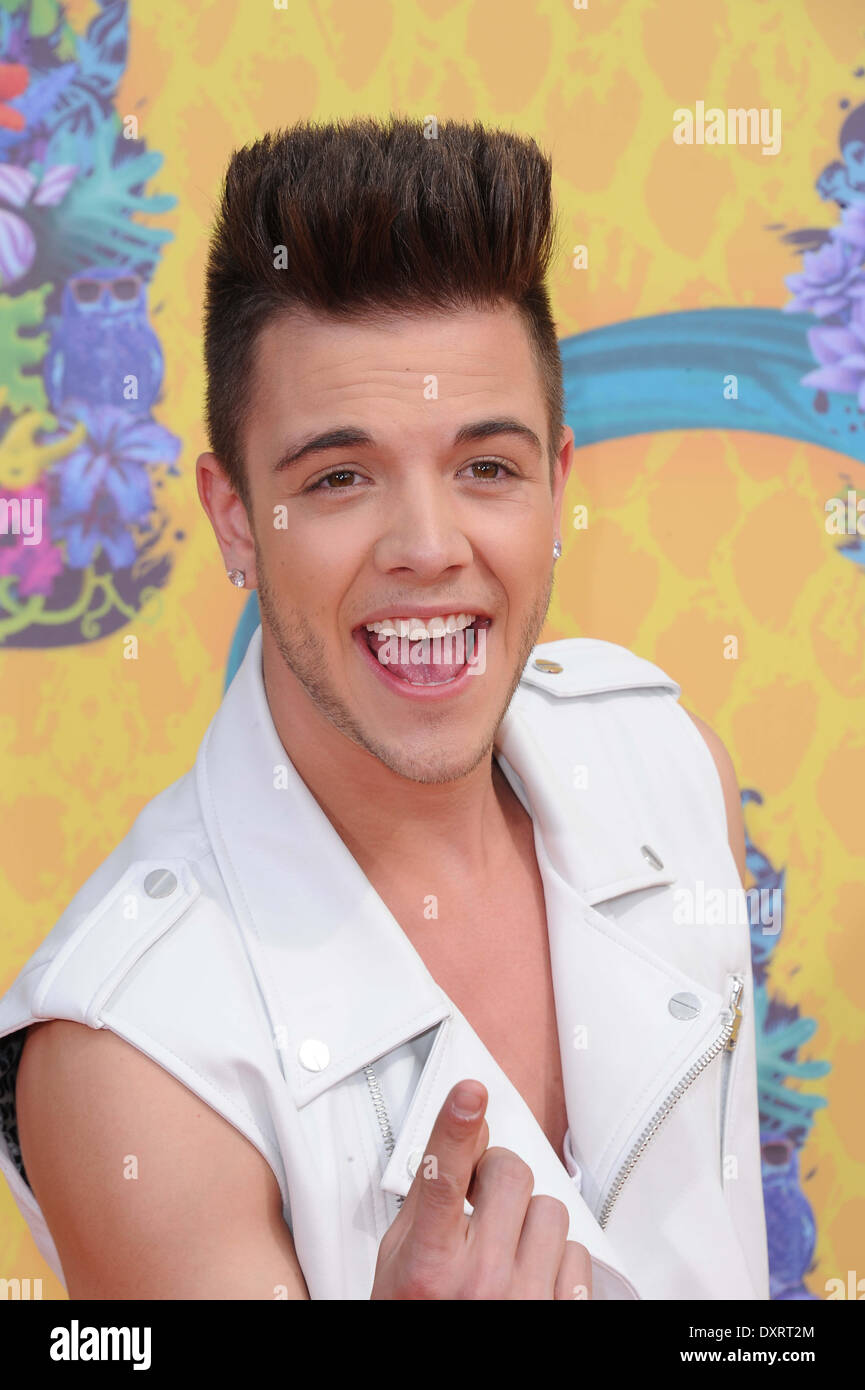 Los Angeles, CA, USA . 29th Mar, 2014. Singer Luca Haenni arrives on ...