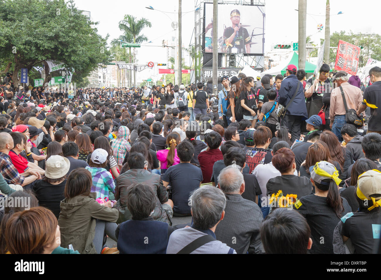 TAIPEI, TAIWAN, March 30 2014. Hundreds of thousands of people protest ...