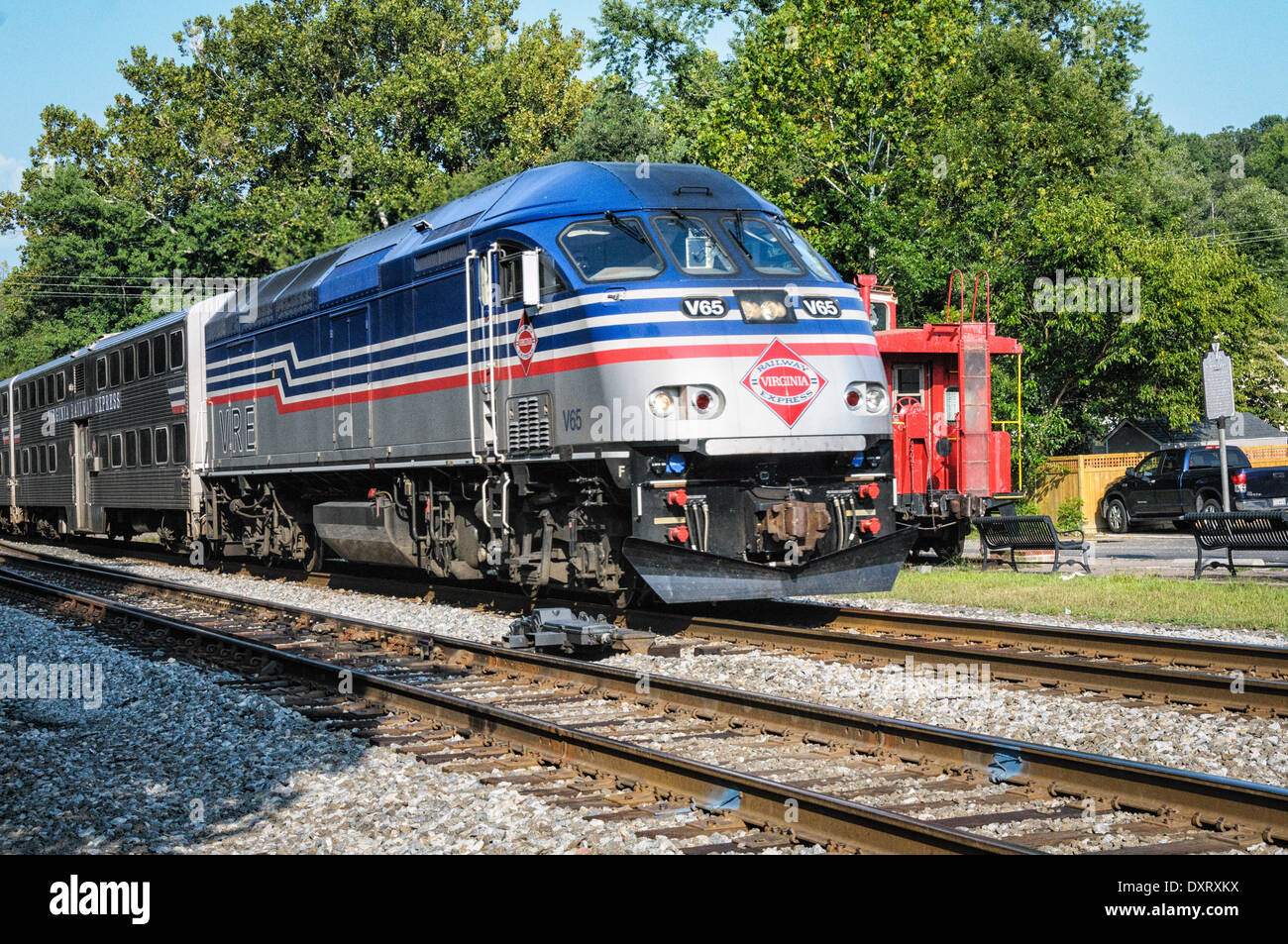 VRE MP36PH-3C Locomotive No 65 passing Clifton, Virginia Stock Photo - Alamy