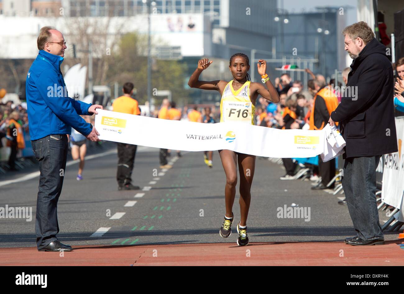 Tadelech bekele hi-res stock photography and images - Alamy