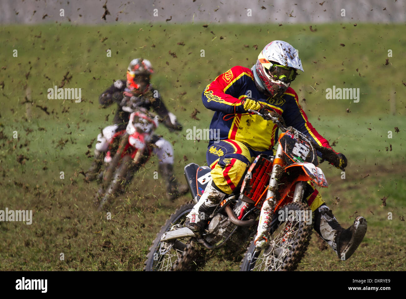 Grass track grasstrack hi-res stock photography and images - Alamy