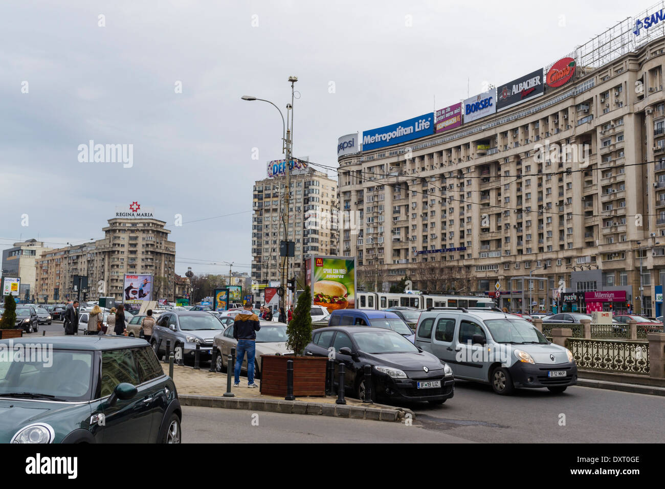 Victory Square, Bucharest, Romania Stock Photo - Alamy