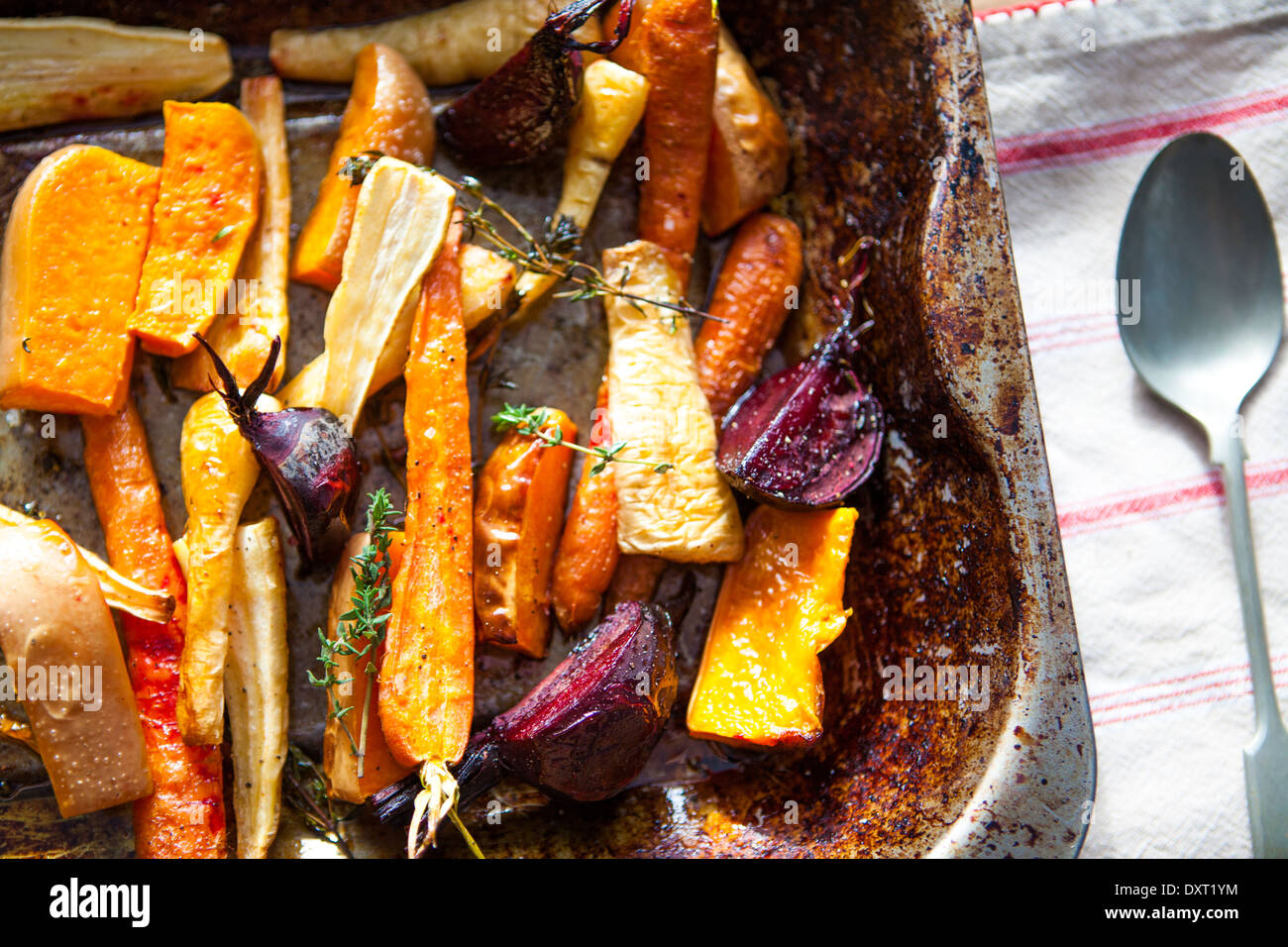 Root vegetables roasting hi-res stock photography and images - Alamy