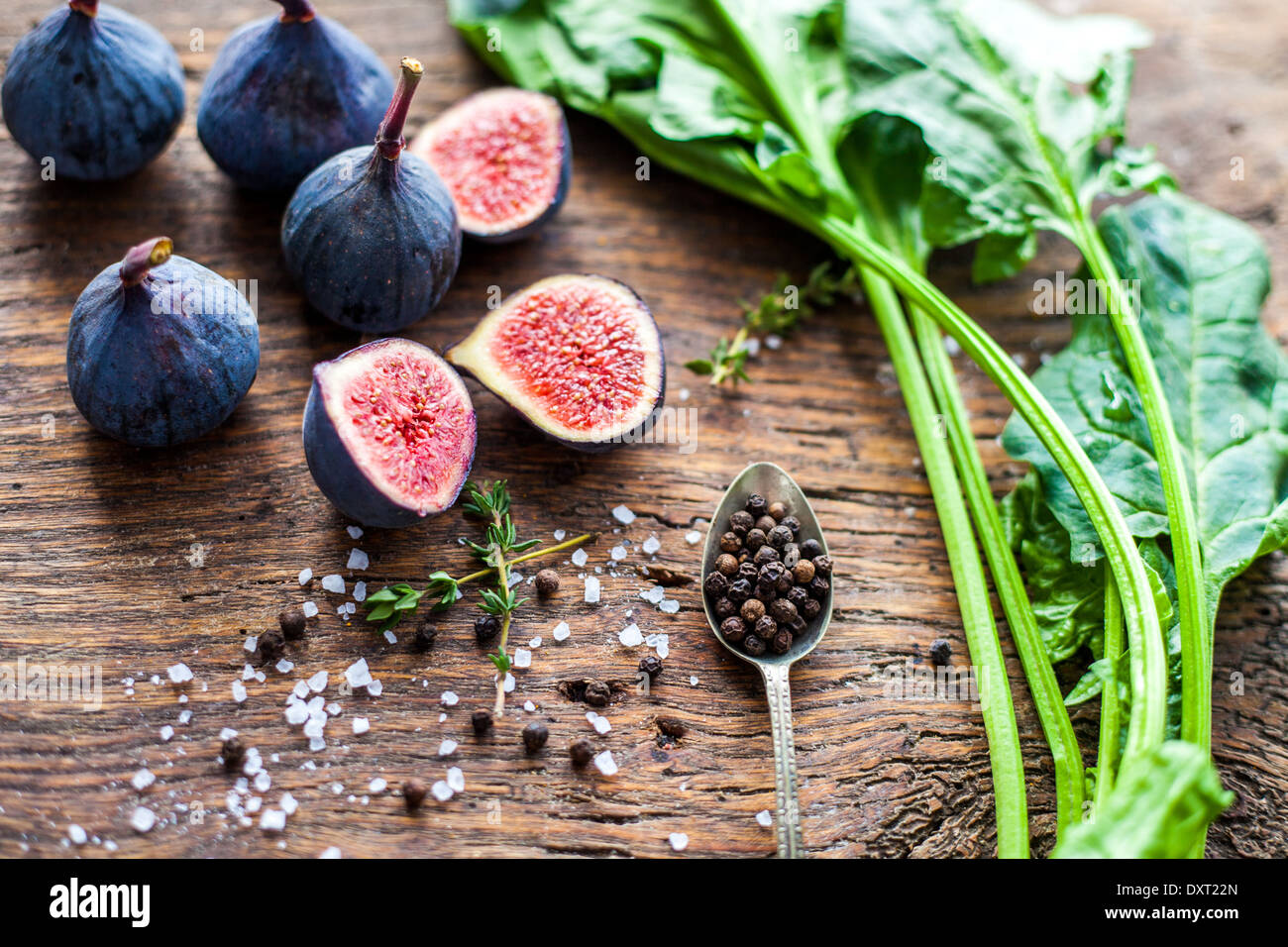 Figs with seeds hi-res stock photography and images - Alamy