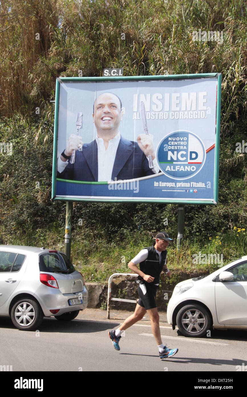 Fat man rome italy hi-res stock photography and images - Alamy