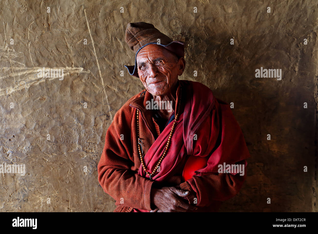 Old monk hi-res stock photography and images - Alamy