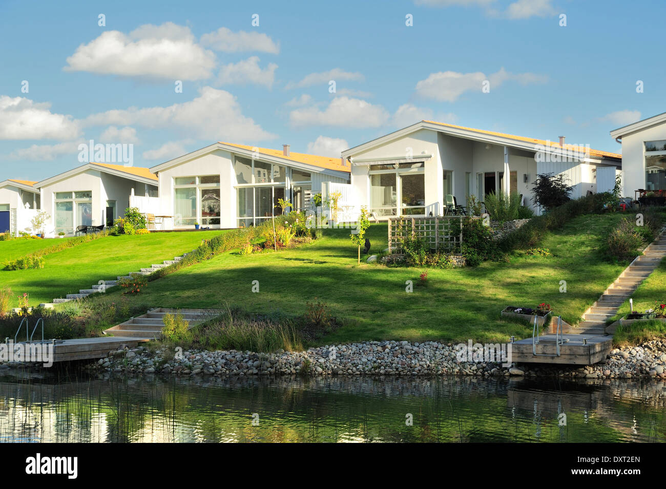 Middle class home hi-res stock photography and images - Alamy