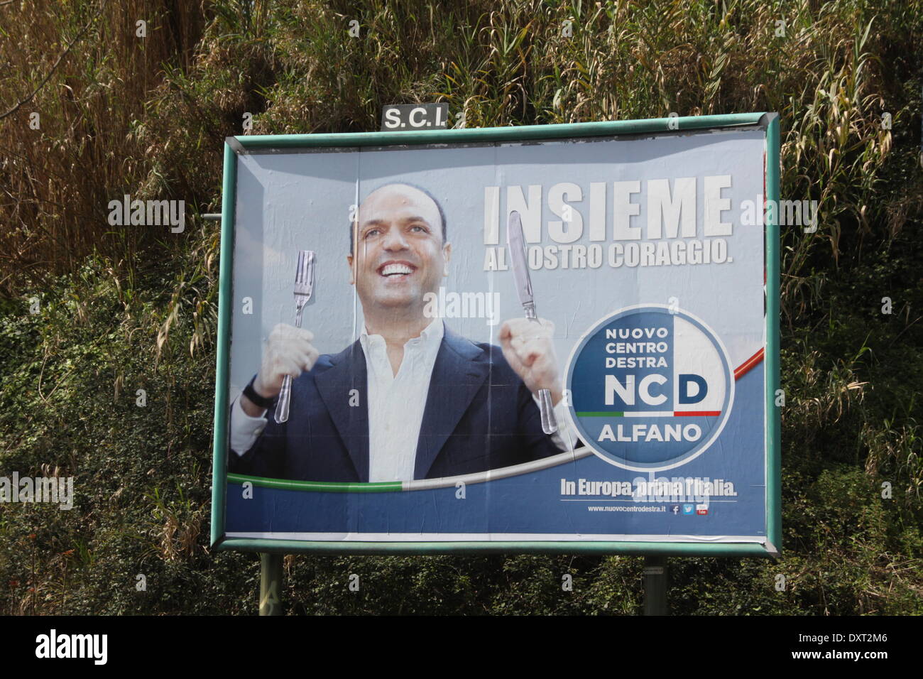 Fat man rome italy hi-res stock photography and images - Alamy