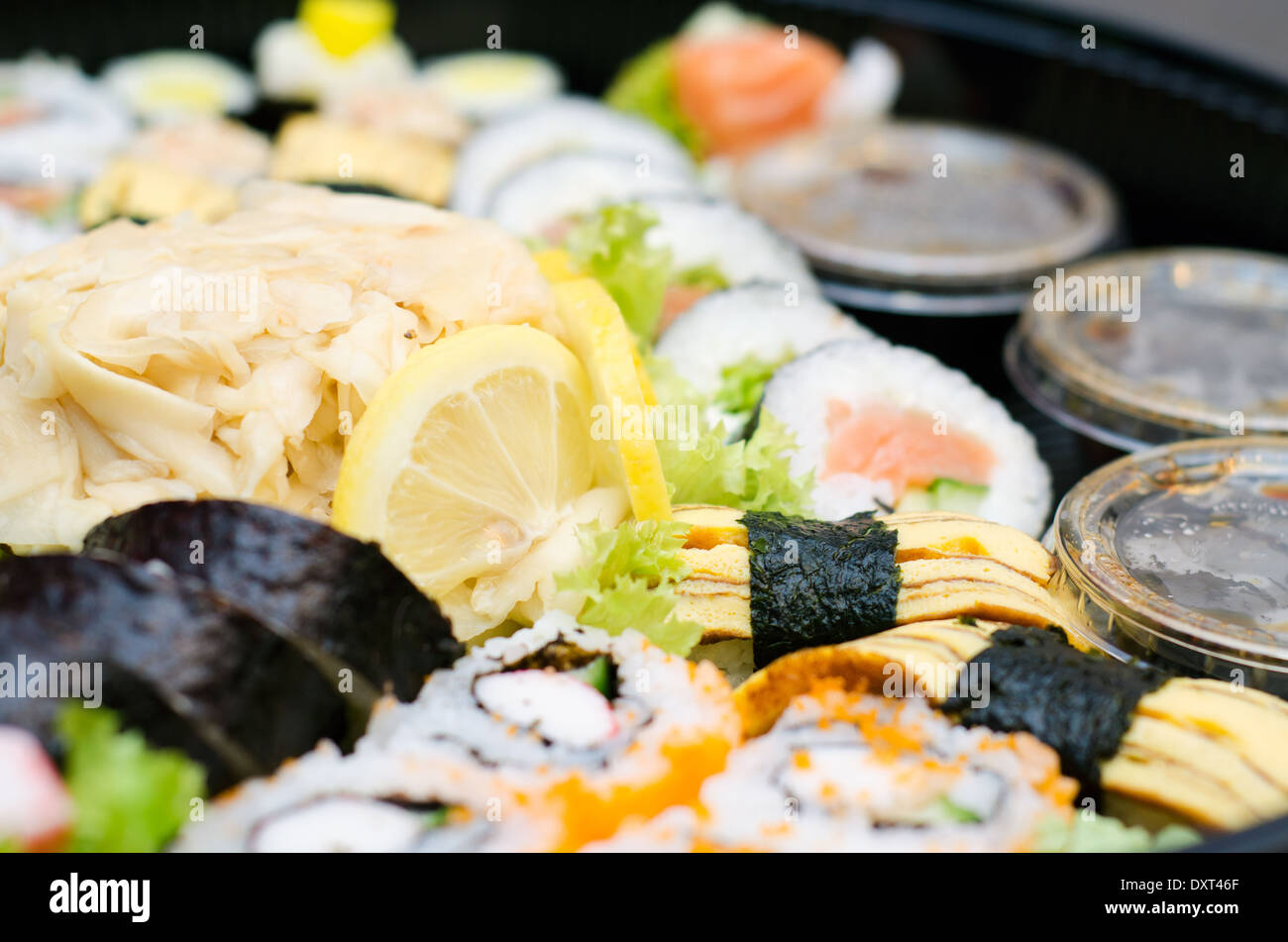 Japanese sushi bar hi-res stock photography and images - Alamy