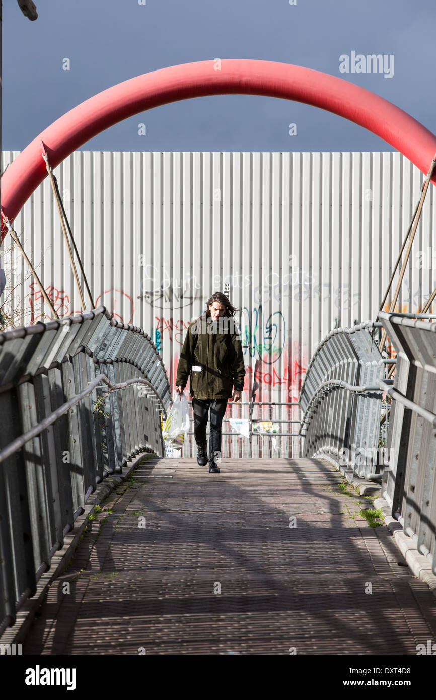 Hackney bridge hi-res stock photography and images - Alamy