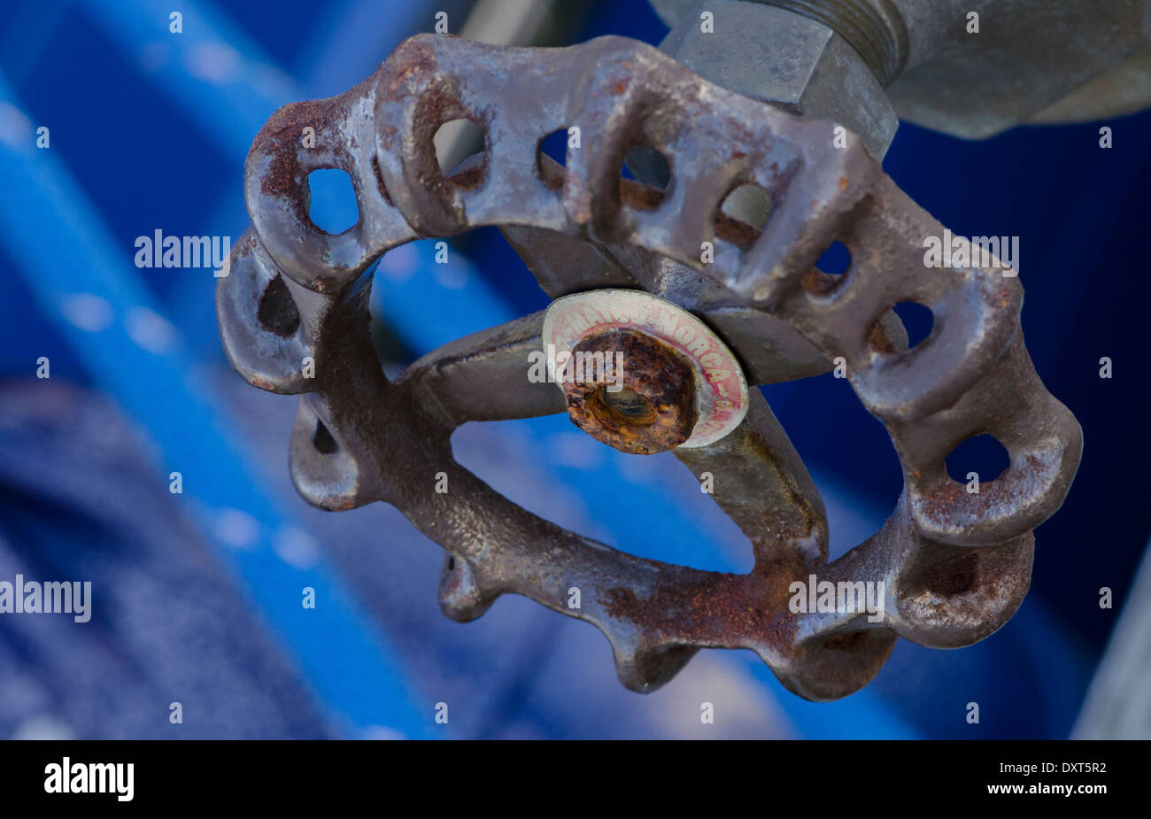 Close valve hi-res stock photography and images - Alamy