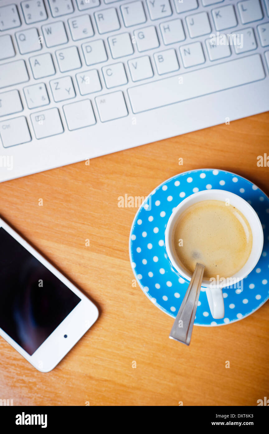 Computer keyboard and coffee cup hi-res stock photography and images ...