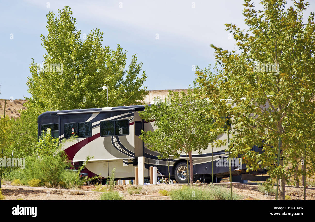 Class A Diesel Pusher RV ( Motorhome ) - Recreational Vehicle Between ...