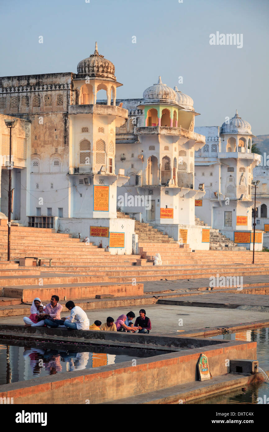 Indian bathing hi-res stock photography and images - Alamy