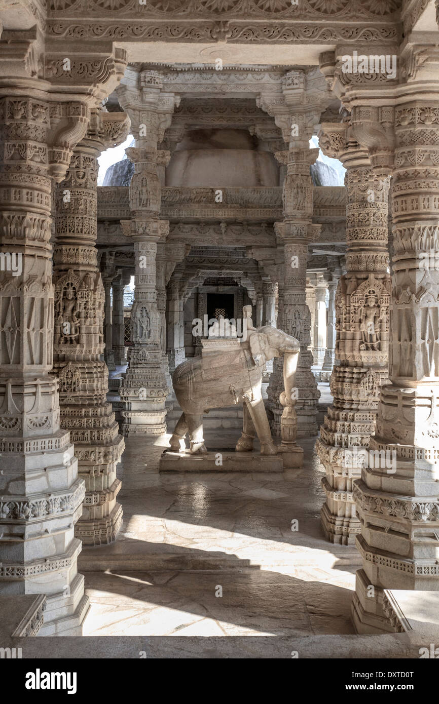 Jain temple hi-res stock photography and images - Alamy