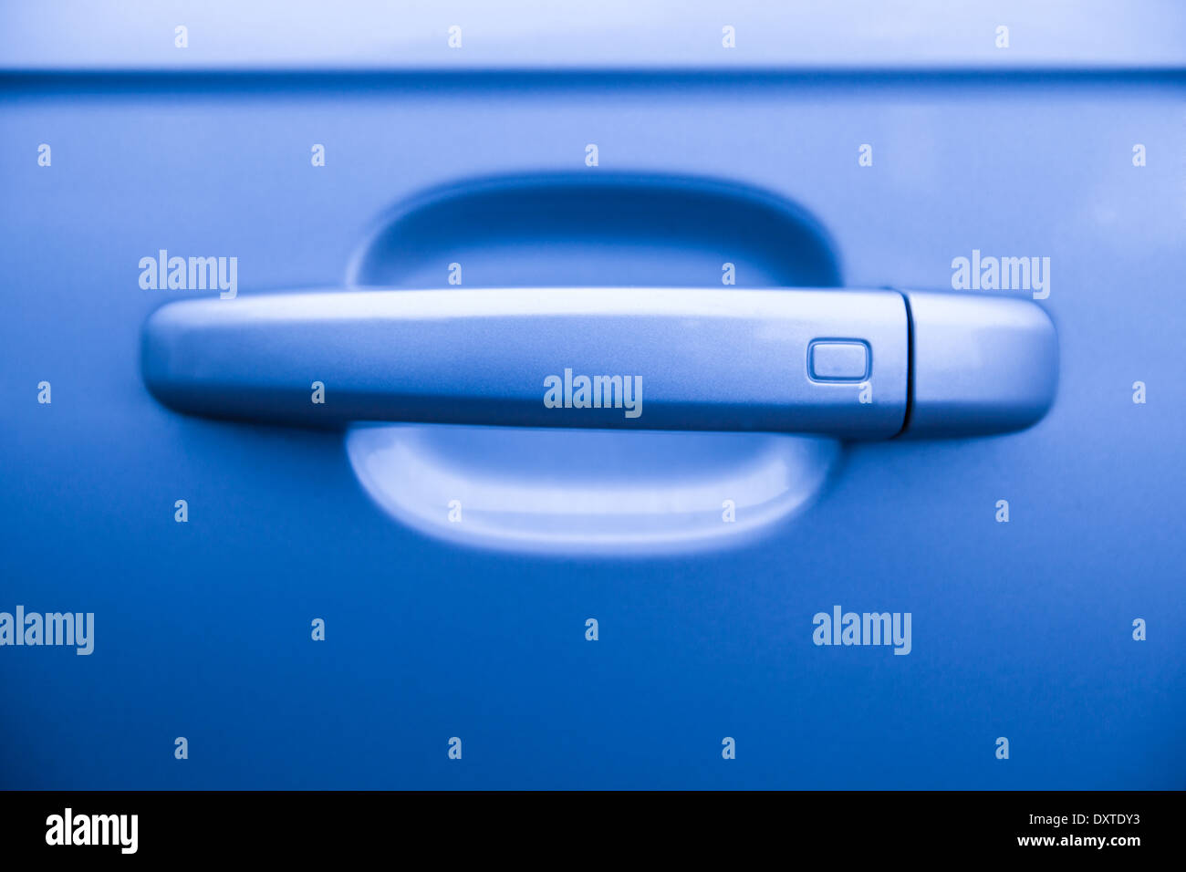 Car door handle close up Stock Photo - Alamy