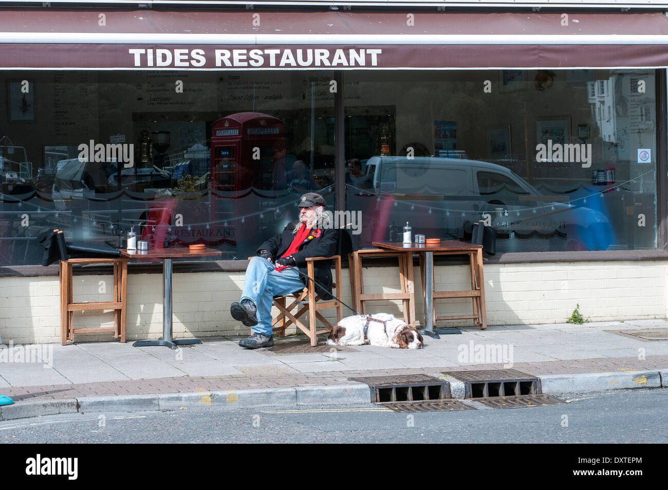 Cafe society hi-res stock photography and images - Alamy