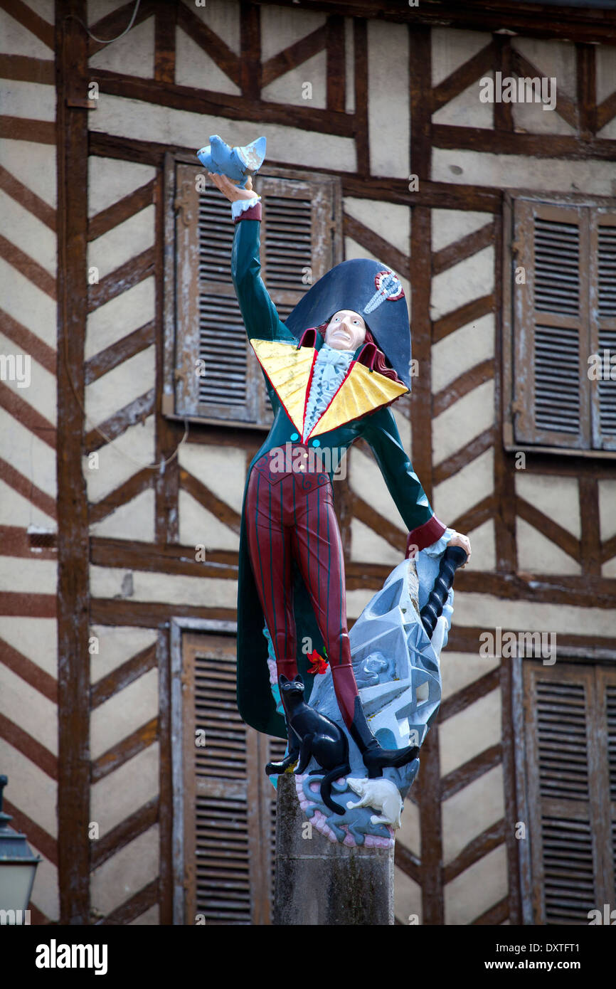 The Statue of Cadet Rousselle, Auxerre, France Stock Photo - Alamy