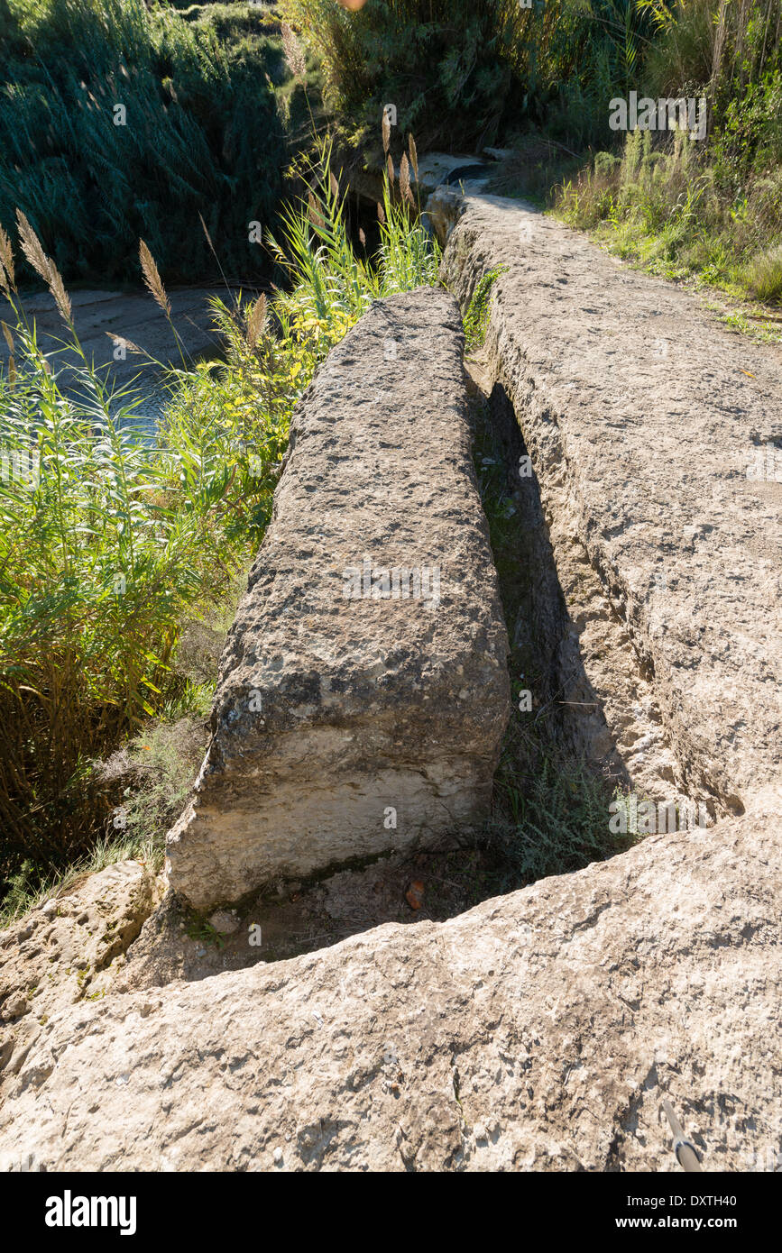 Quarry roman block pillar hi-res stock photography and images - Alamy