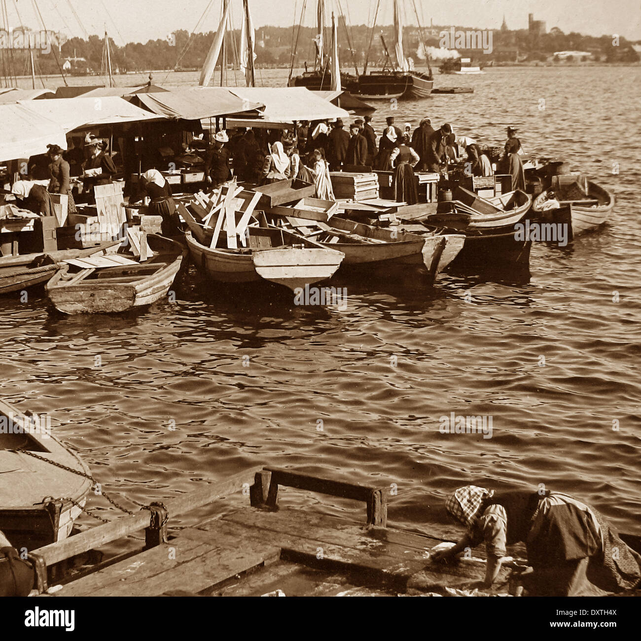 Skeppsbron fish market Stockholm Sweden early 1900s Stock Photo - Alamy
