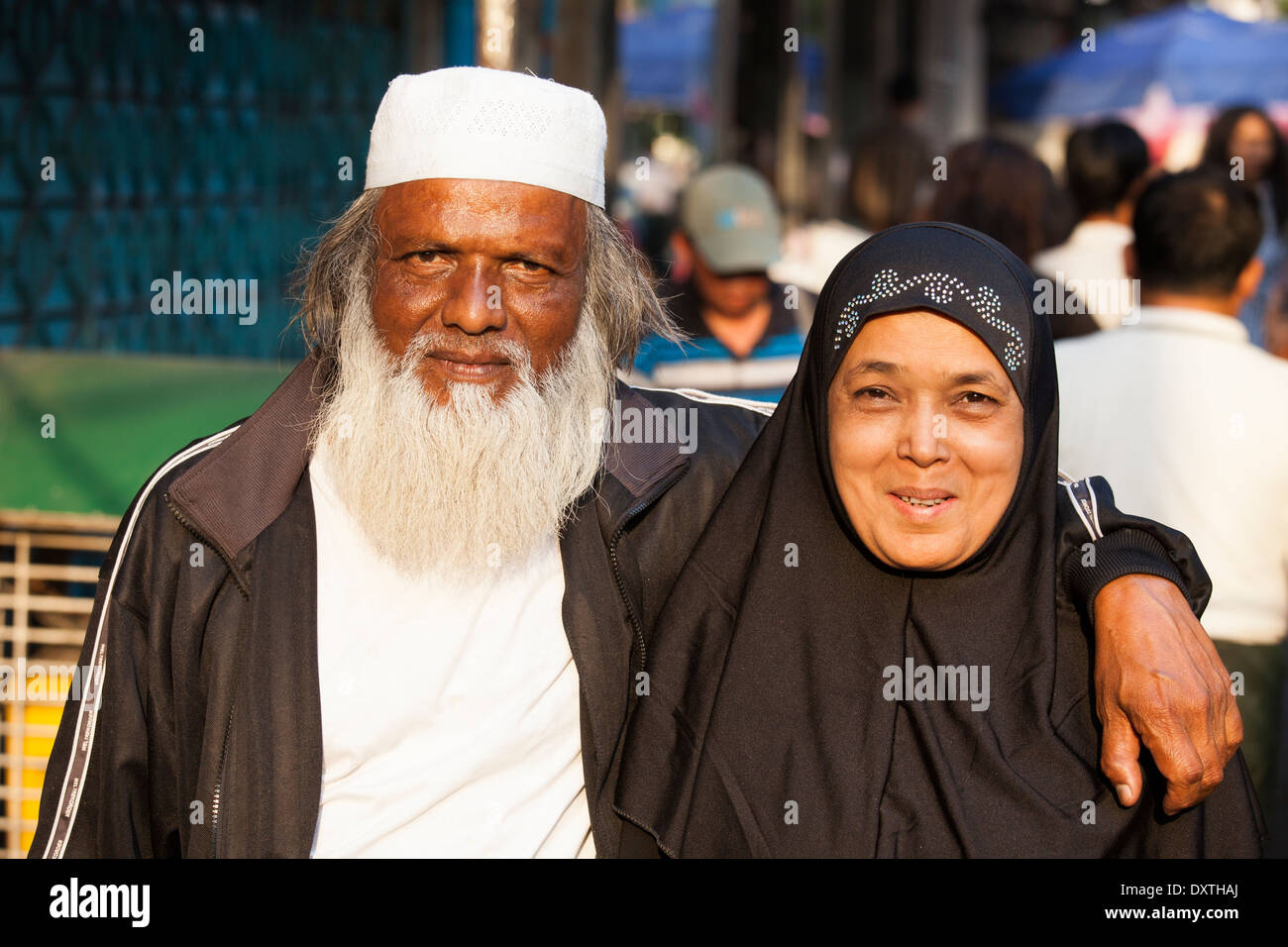 Burmese couple hi-res stock photography and images - Alamy
