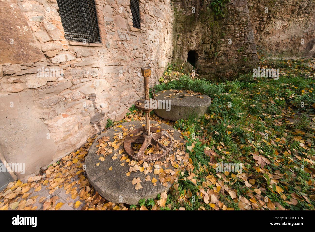 Water powered mill hi-res stock photography and images - Alamy
