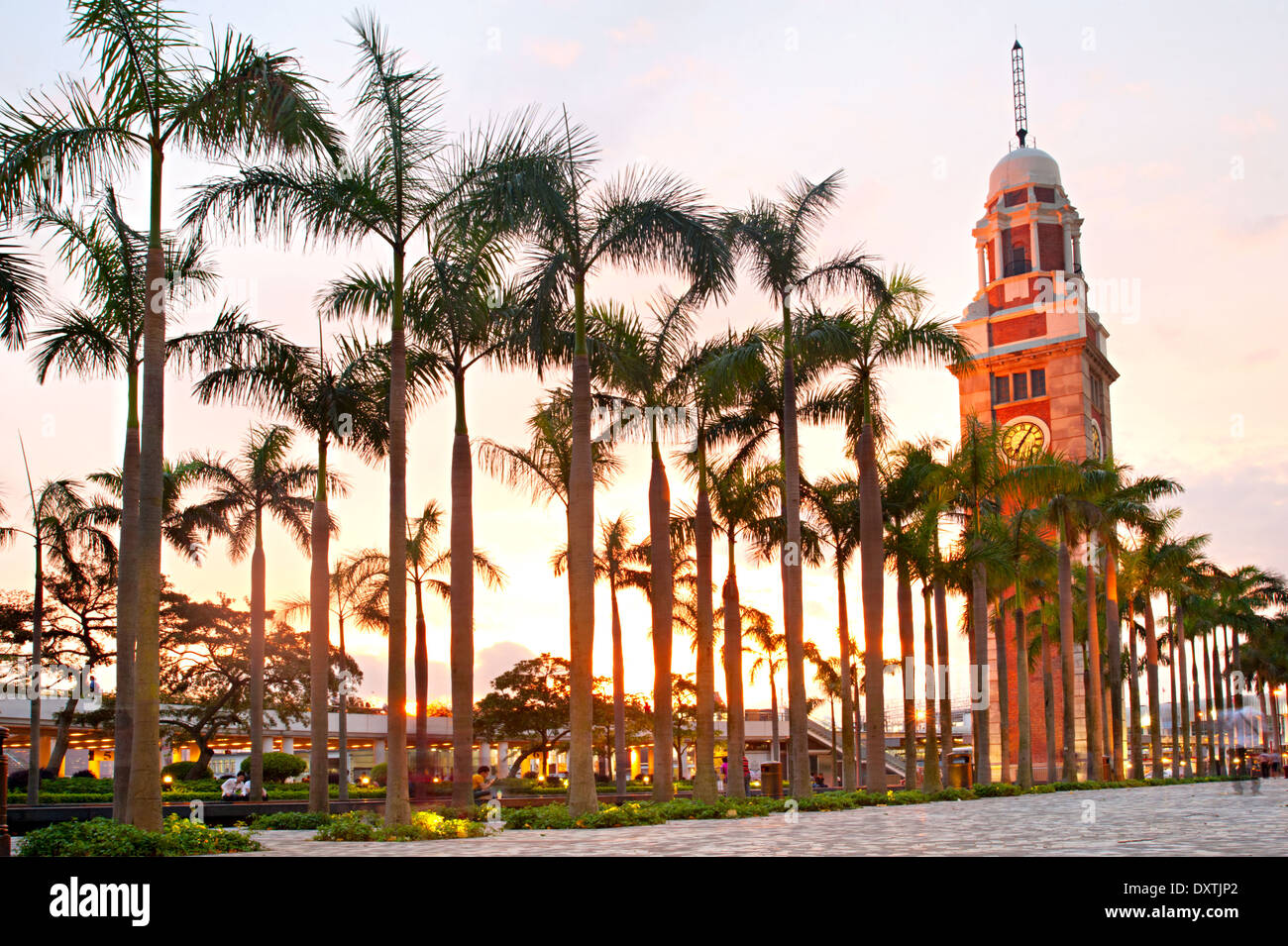 44 meter tower hi-res stock photography and images - Alamy