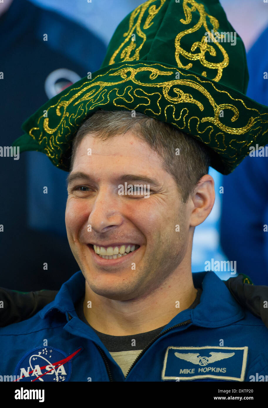 Expedition 38 members, including NASA astronaut Mike Hopkins, landed in ...