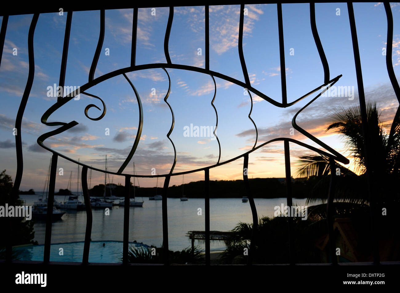 Fish railings hi-res stock photography and images - Alamy